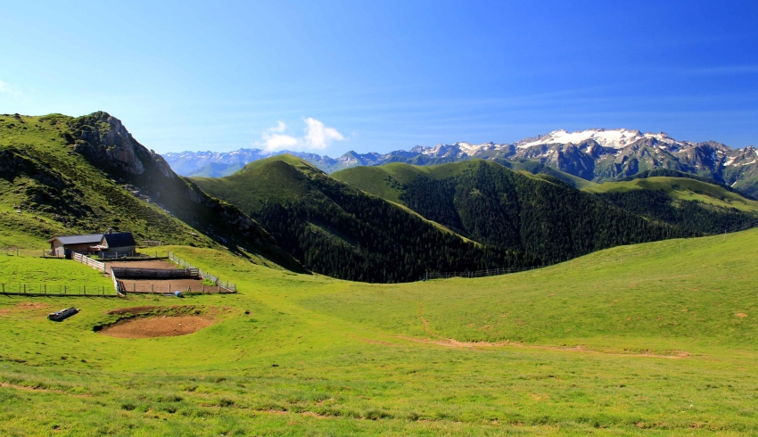 Traversée Pyrénées GR10 - Séjour GR10 - Rando GR10 | Respyrénees